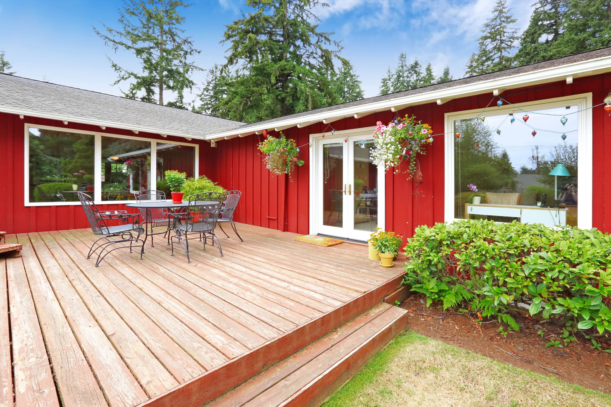 Pros and Cons of Fiberglass Doors - Liberty Home Solutions